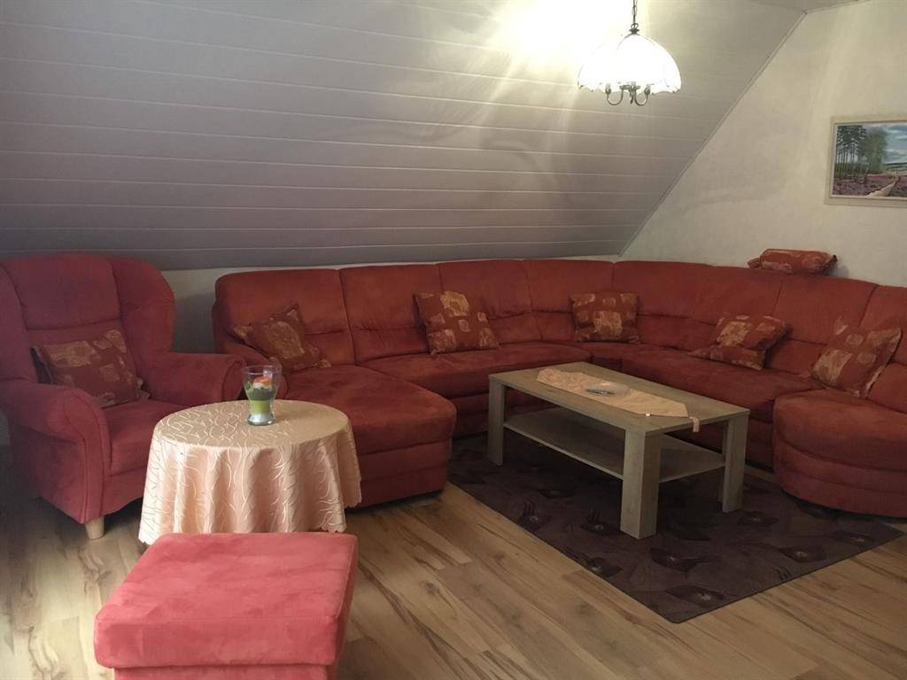 82 M² Ferienwohnung ∙ 2 Schlafzimmer ∙ 5 Gäste - Schneverdingen