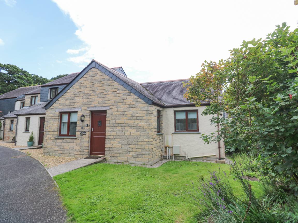 Cottage ∙ 2 Bedrooms ∙ 4 Guests - St Mawes