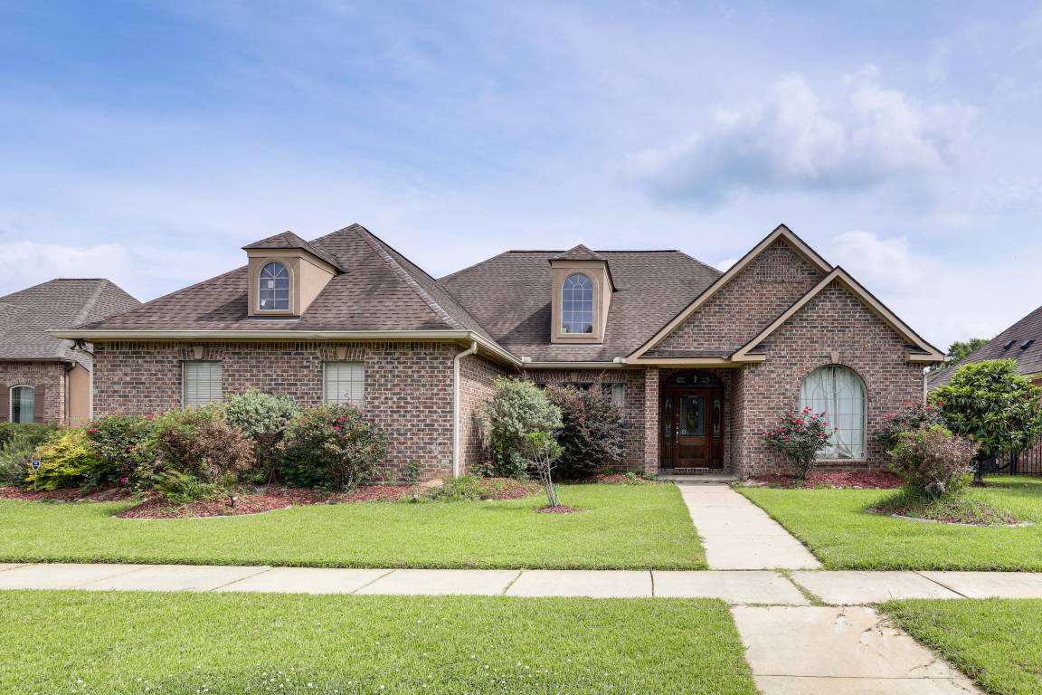 217 M² House ∙ 4 Bedrooms ∙ 10 Guests - Louisiana