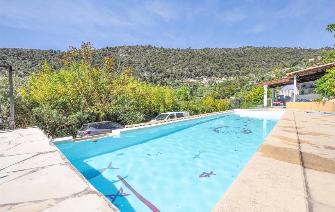 100 M² Appartement ∙ 2 Chambres ∙ 5 Personnes - Carros