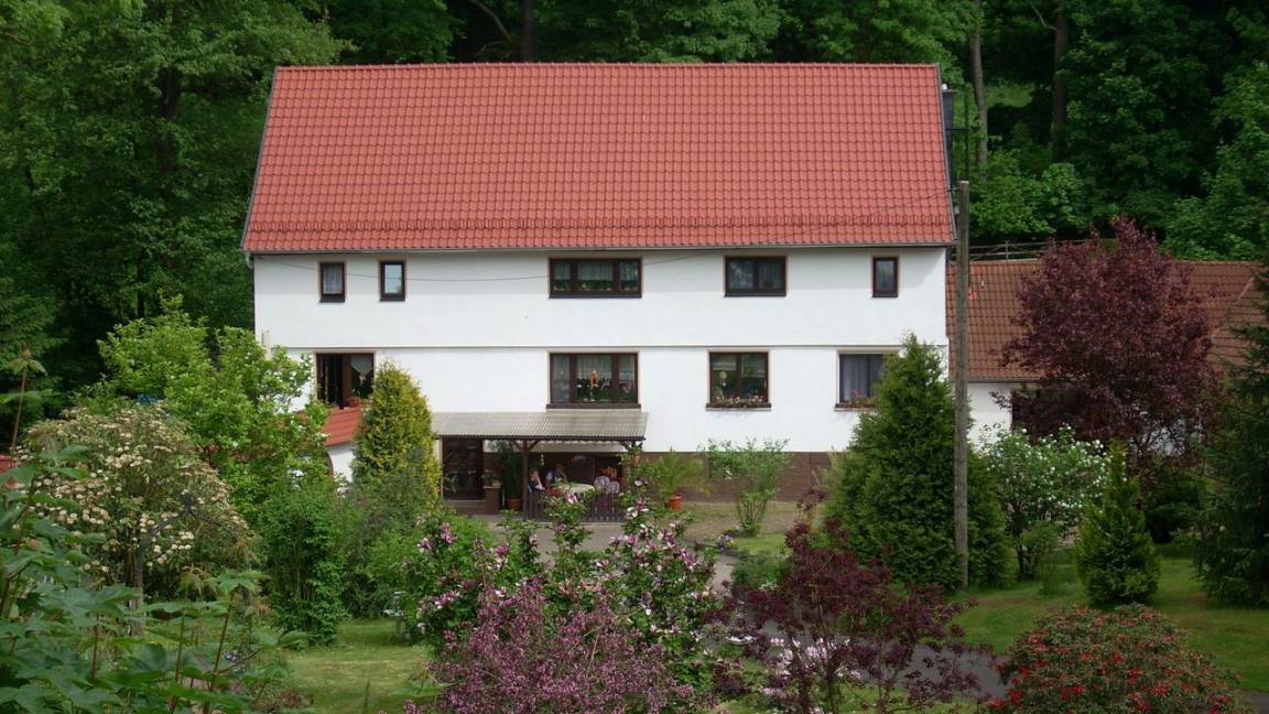 60 M² Ferienwohnung ∙ 2 Schlafzimmer ∙ 4 Gäste - Brotterode