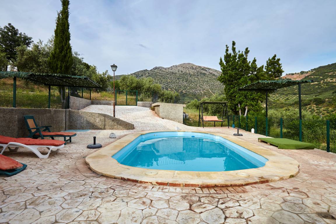 200 M² Casa Rural ∙ 4 Habitaciones ∙ 11 Huéspedes - Andalucía