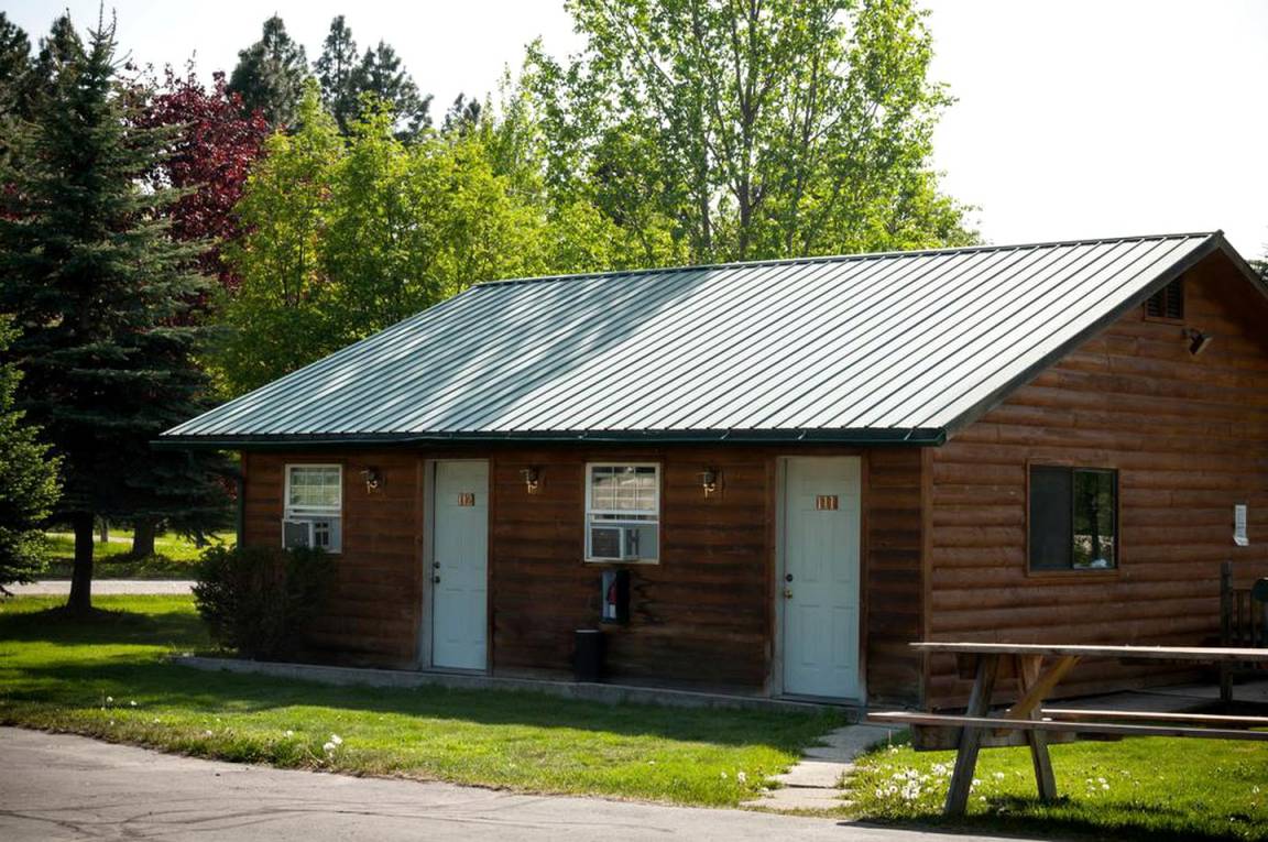 Lodge ∙ 1 Bedroom ∙ 5 Guests - Bonners Ferry, ID