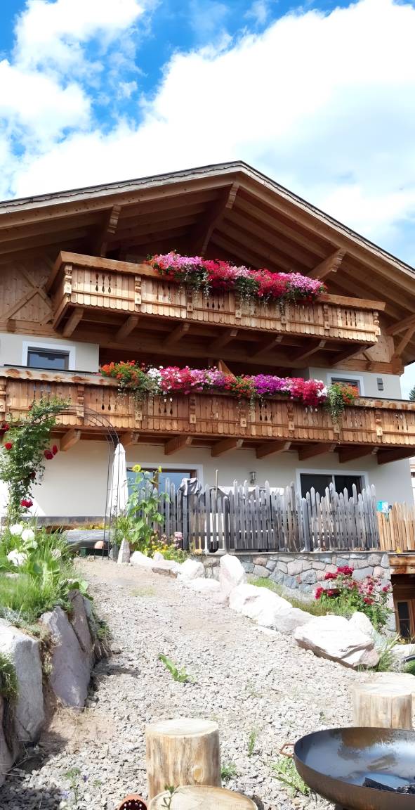 90 M² Apartment ∙ 3 Bedrooms ∙ 7 Guests - Merano