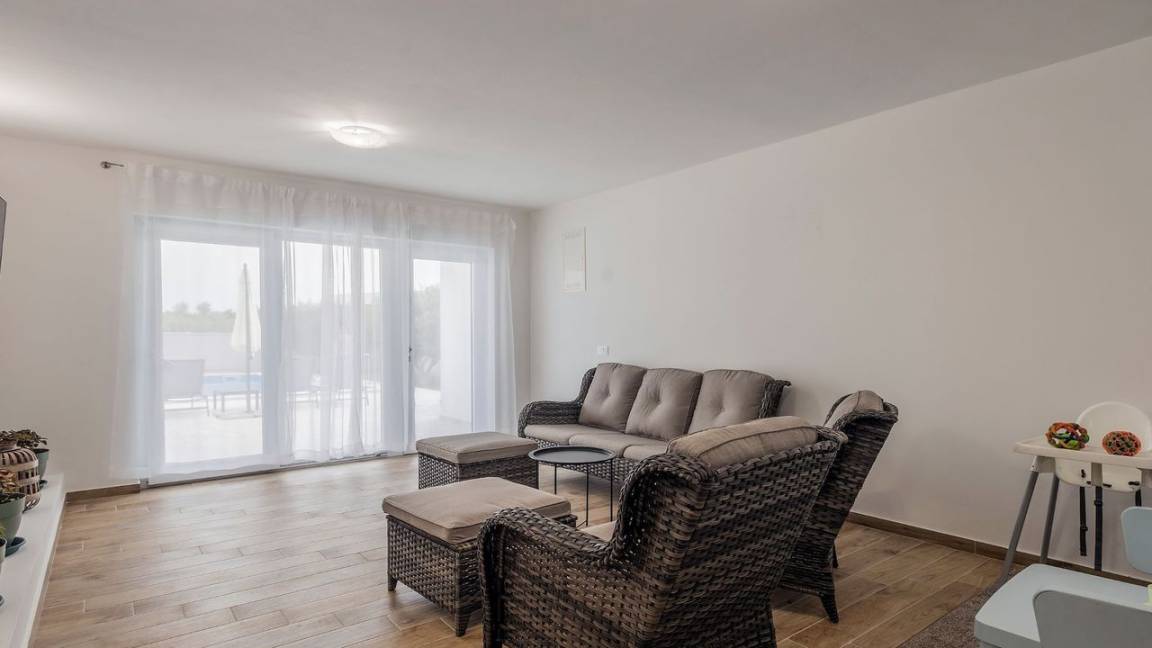 140 M² Ferienhaus ∙ 4 Schlafzimmer ∙ 8 Gäste - Vrsi