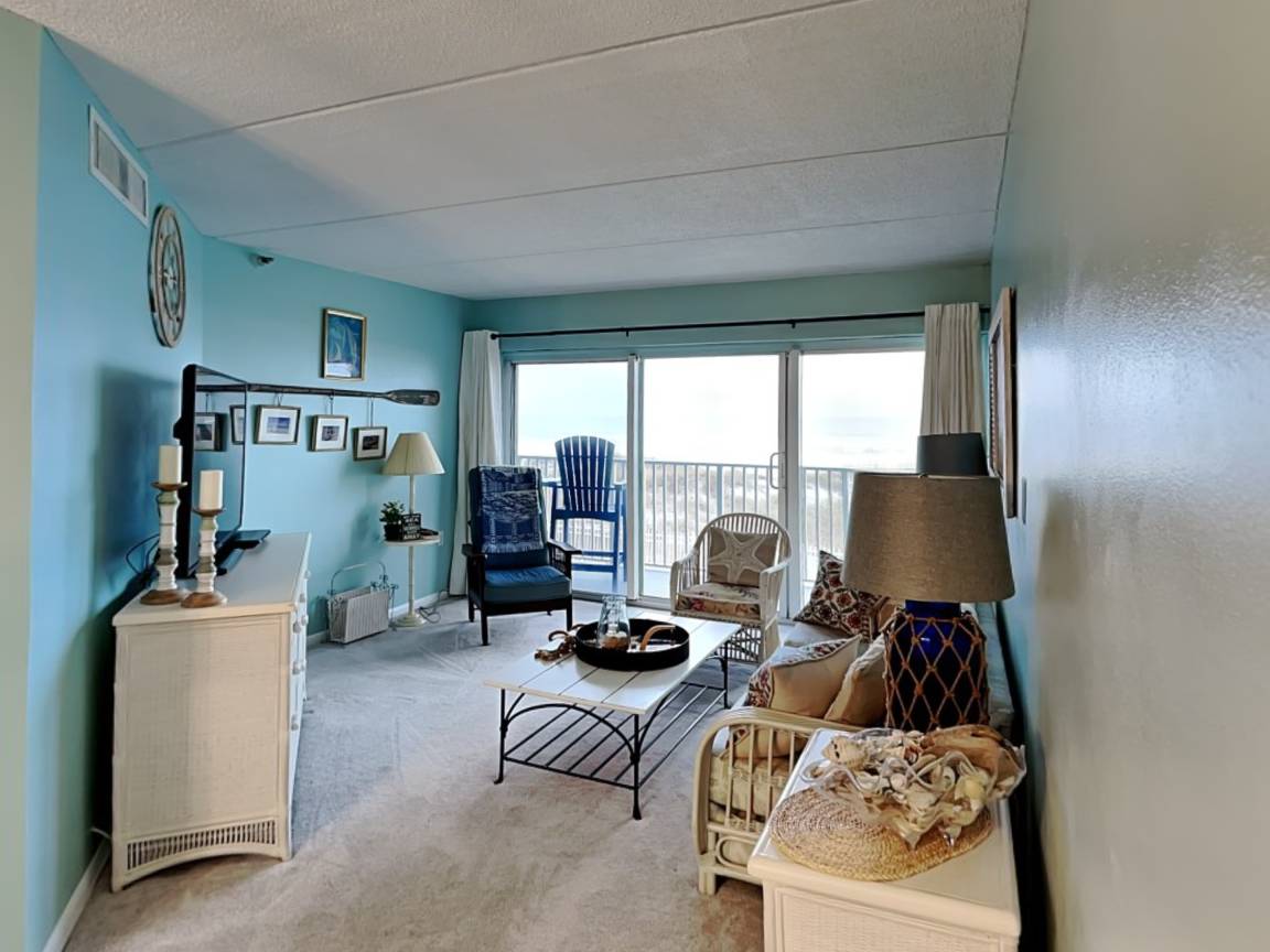 93 M² Condo ∙ 2 Bedrooms ∙ 4 Guests - Jacksonville Beach, FL