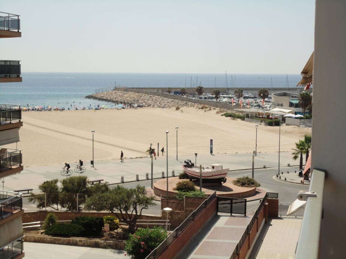 60 M² Ferienwohnung ∙ 2 Schlafzimmer ∙ 4 Gäste - Torredembarra