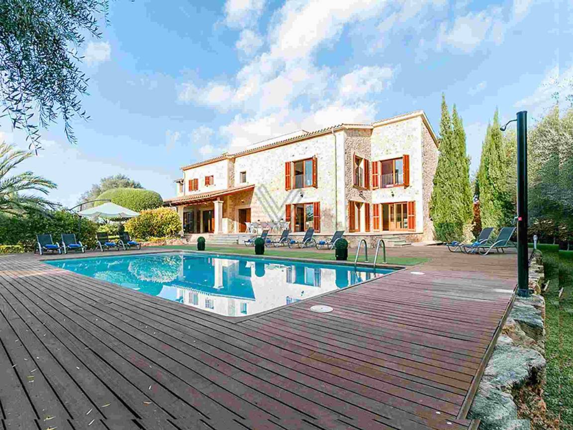 400 M² Casa Rural ∙ 4 Habitaciones ∙ 8 Huéspedes - Can Picafort