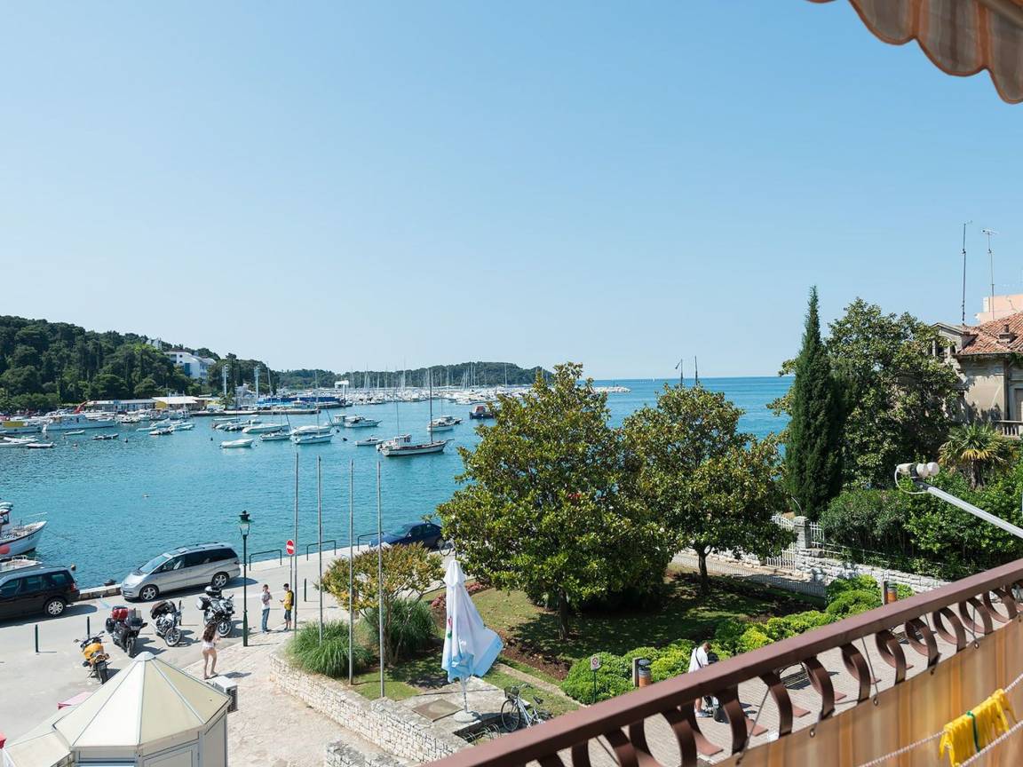 90 M² Apartment ∙ 2 Bedrooms ∙ 6 Guests - Rovinj