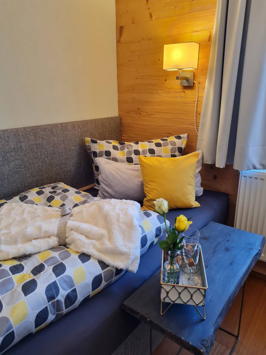 52 M² Ferienwohnung ∙ 1 Schlafzimmer ∙ 3 Gäste - Weilheim in Oberbayern