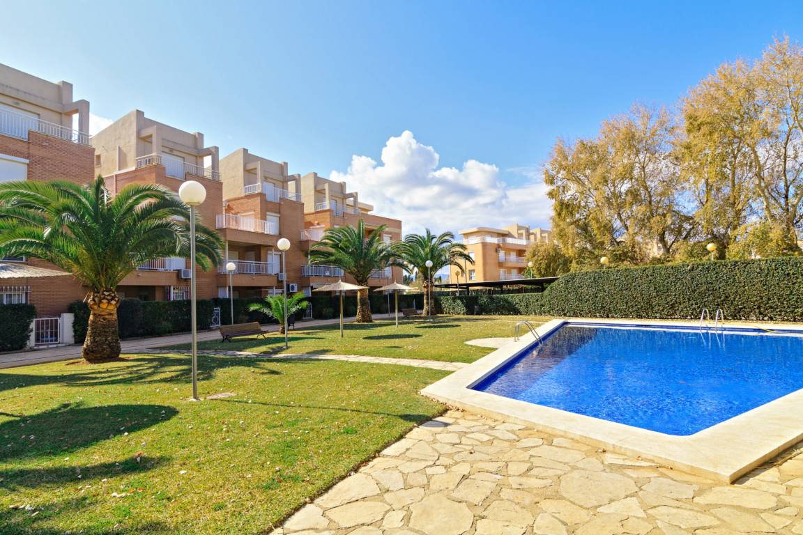 70 M² Apartamento ∙ 2 Habitaciones ∙ 6 Huéspedes - Beniarbeig