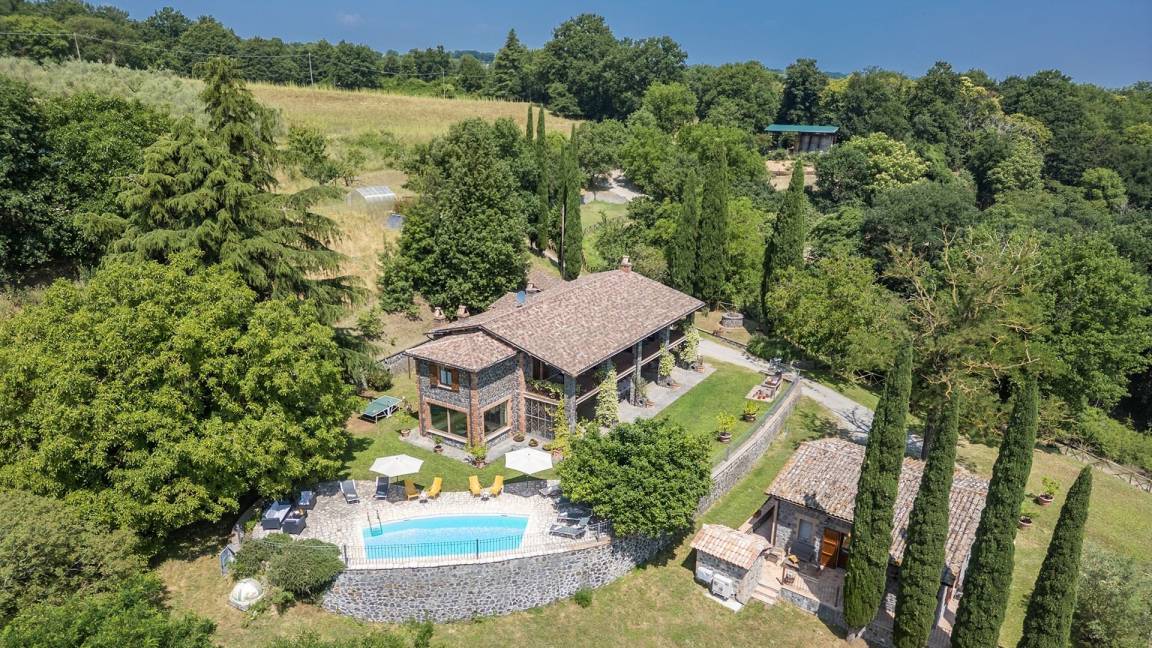 280 M² Villa ∙ 6 Chambres ∙ 12 Personnes - Orvieto