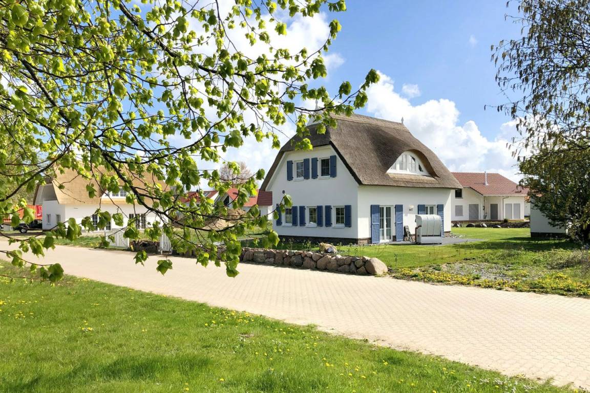 110 M² Ferienhaus ∙ 2 Schlafzimmer ∙ 4 Gäste - Ummanz