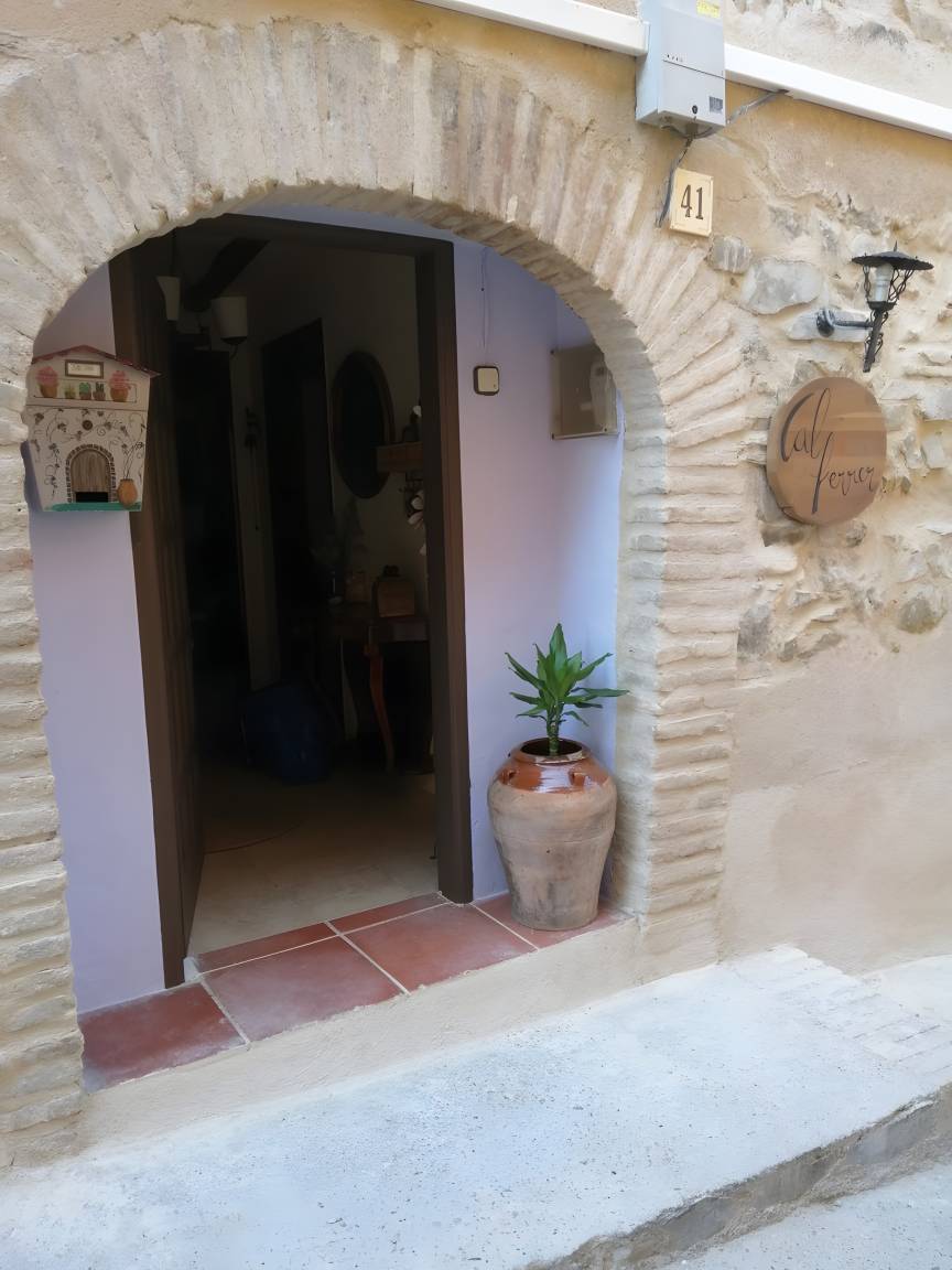150 M² Casa ∙ 4 Habitaciones ∙ 6 Huéspedes - Falset