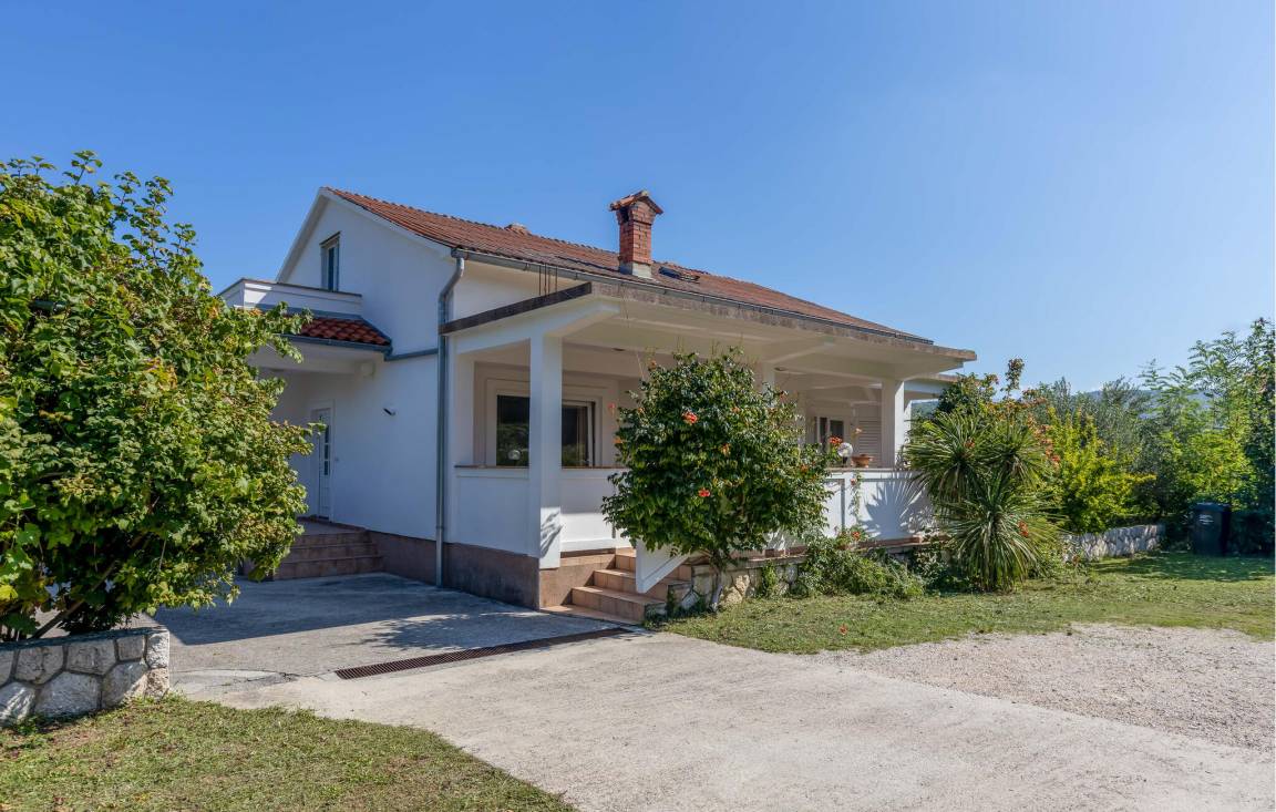 82 M² Casa ∙ 3 Habitaciones ∙ 6 Huéspedes - Rab