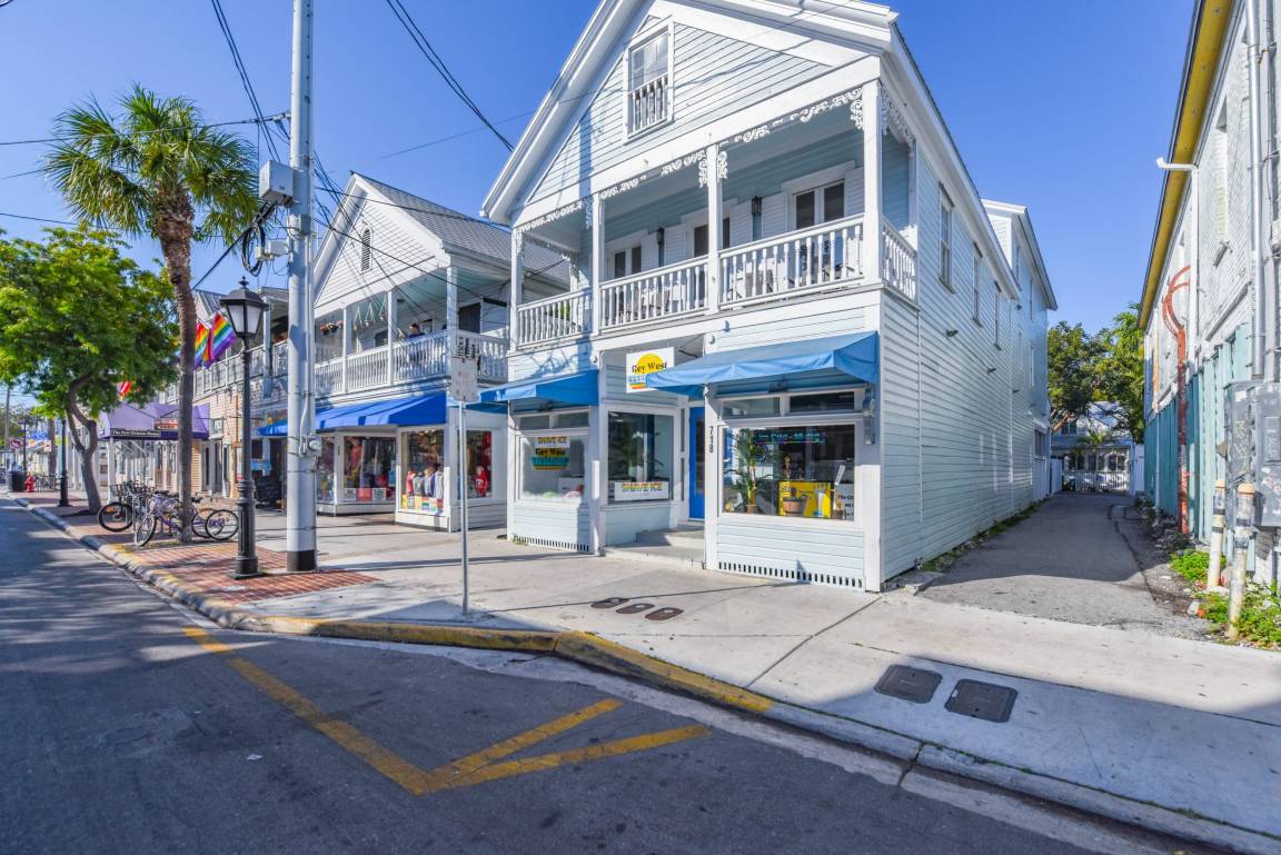 Ferienwohnung ∙ 4 Schlafzimmer ∙ 12 Gäste - Key West, FL