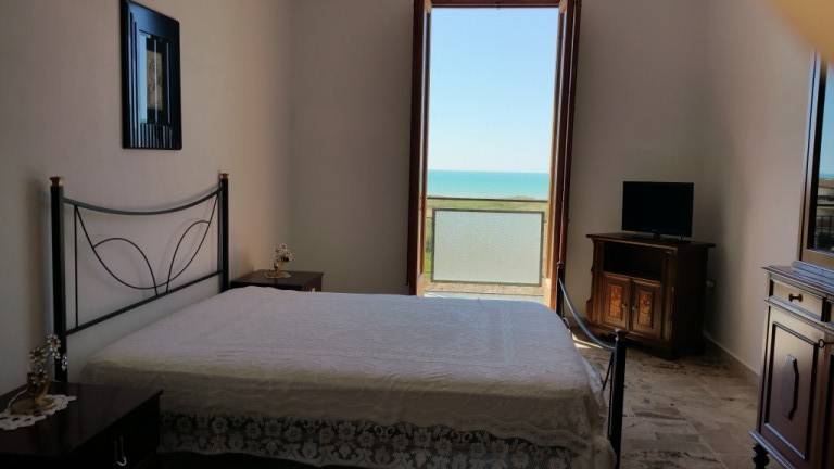 150 M² Apartment ∙ 3 Bedrooms ∙ 11 Guests - Licata