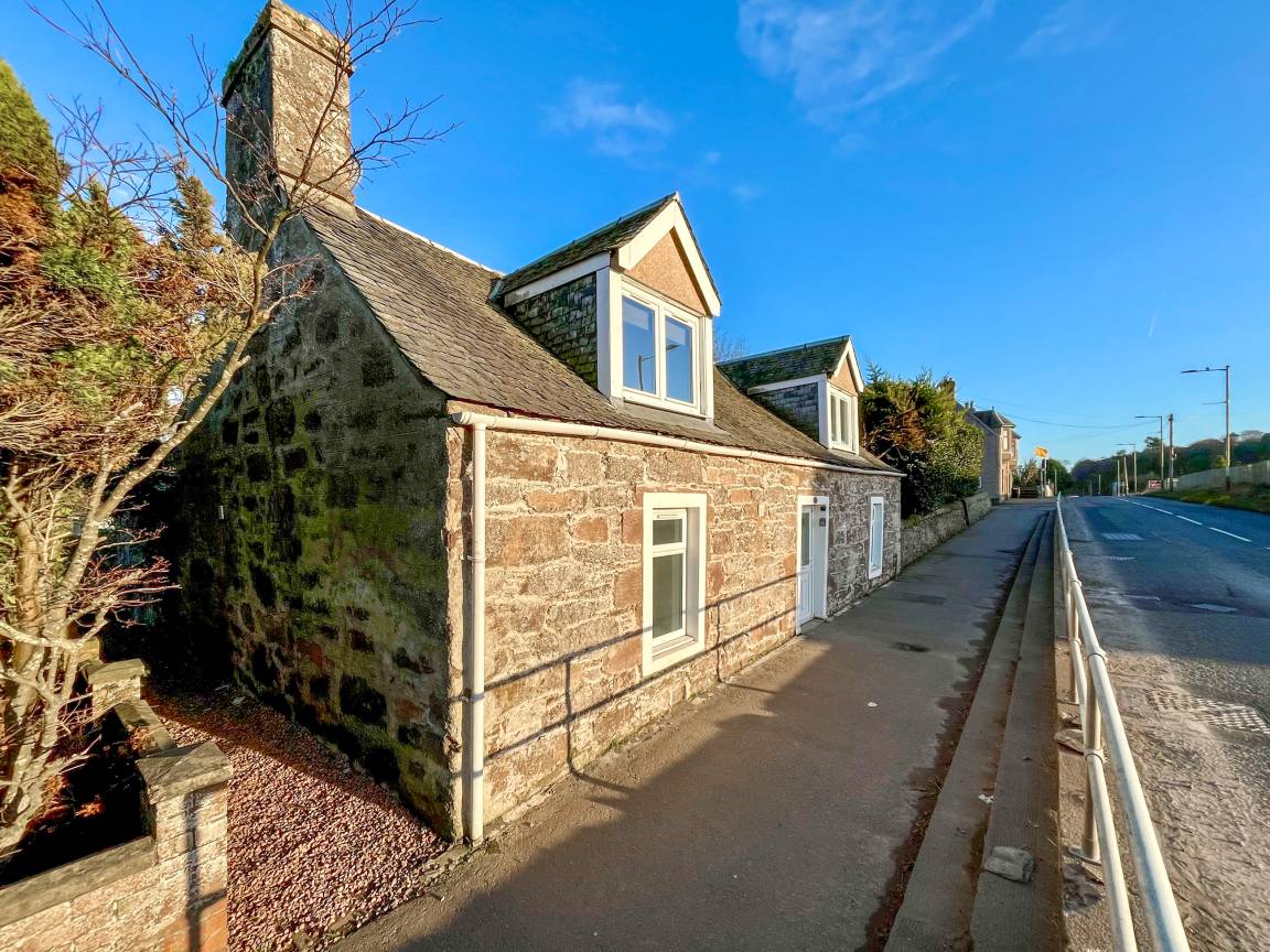 Cottage ∙ 2 Bedrooms ∙ 4 Guests - Crieff