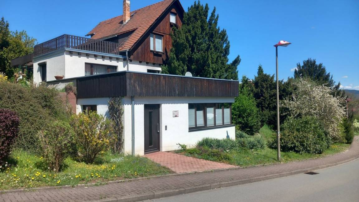 55 M² Ferienwohnung ∙ 3 Gäste - Saalfeld/Saale