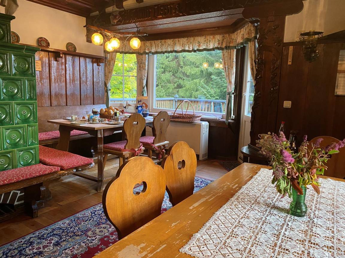 270 M² Ferienhaus ∙ 5 Schlafzimmer ∙ 10 Gäste - Eibenstock