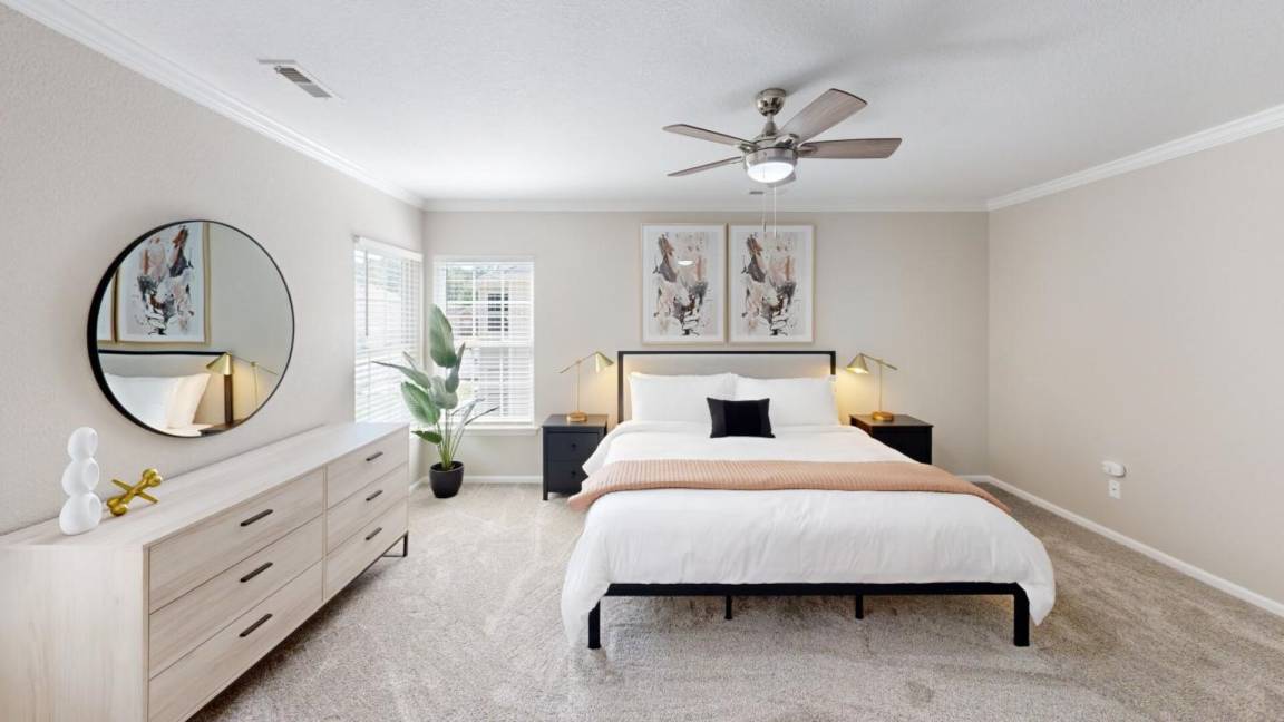 255 M² House ∙ 4 Bedrooms ∙ 7 Guests - Suffolk, VA