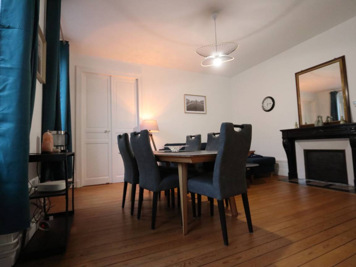 87 M² Appartement ∙ 2 Chambres ∙ 4 Personnes - Lunéville