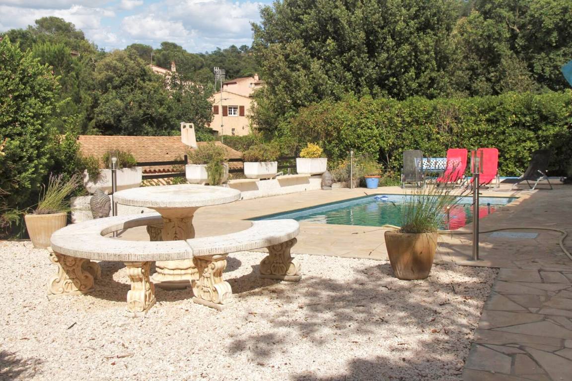 50 M² Ferienwohnung ∙ 1 Schlafzimmer ∙ 5 Gäste - Saint-Raphaël