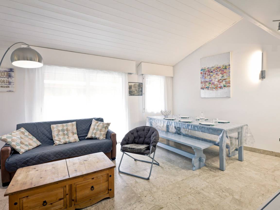 70 M² Apartment ∙ 2 Bedrooms ∙ 8 Guests - Moûtiers