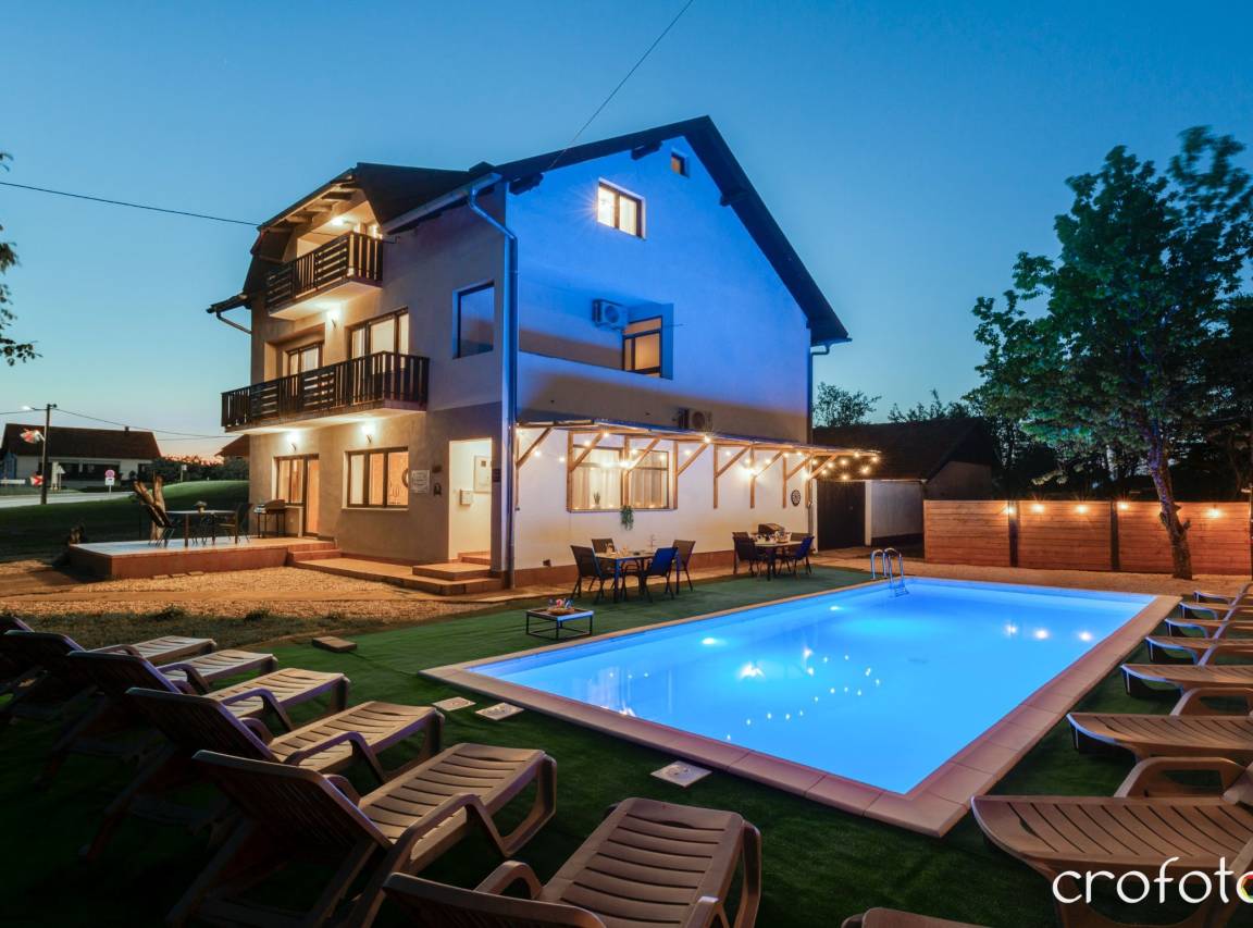80 M² Apartment ∙ 2 Bedrooms ∙ 5 Guests - Rakovica