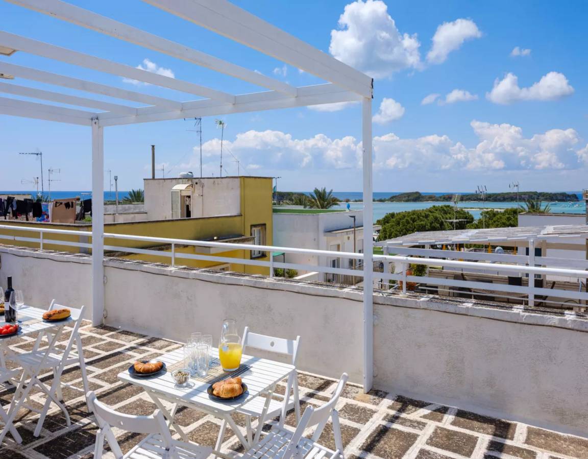 100 M² House ∙ 3 Bedrooms ∙ 11 Guests - Porto Cesareo