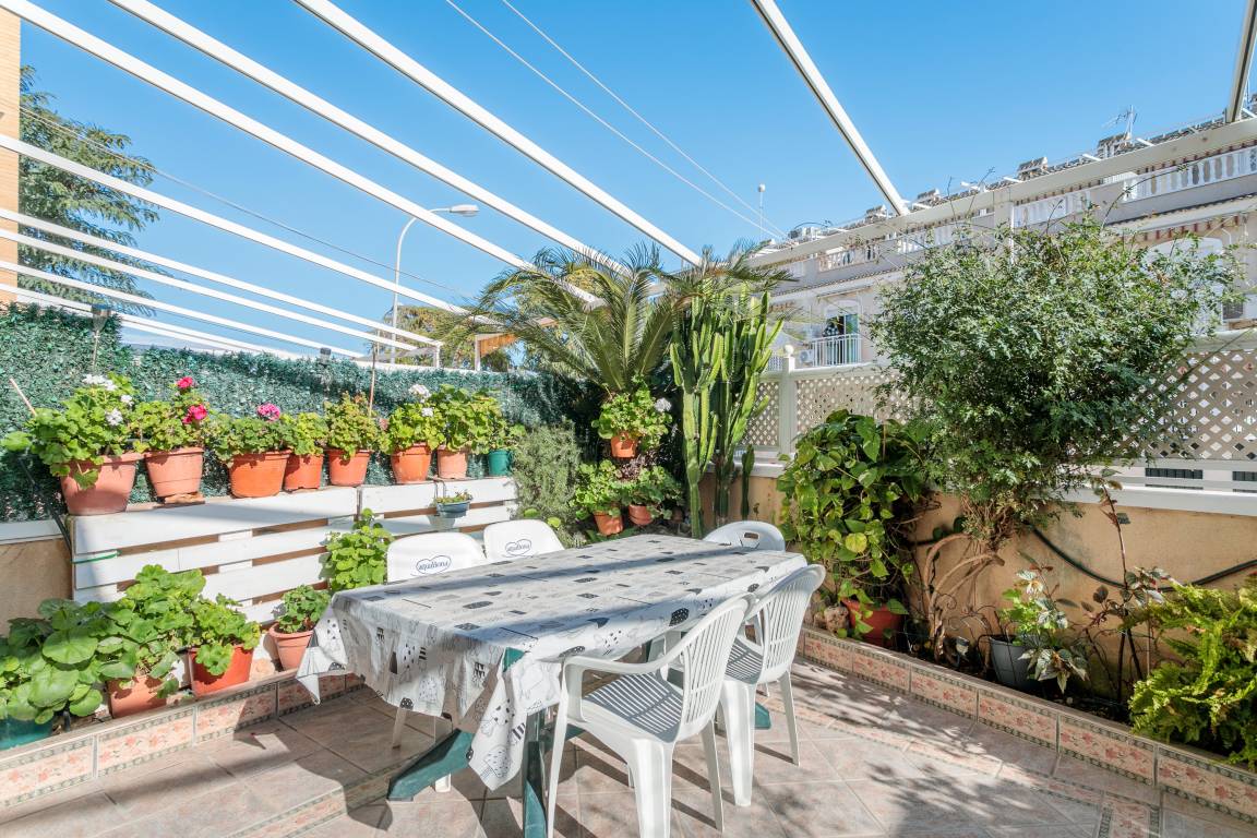 97 M² Bungalow ∙ 3 Schlafzimmer ∙ 8 Gäste - Santa Pola
