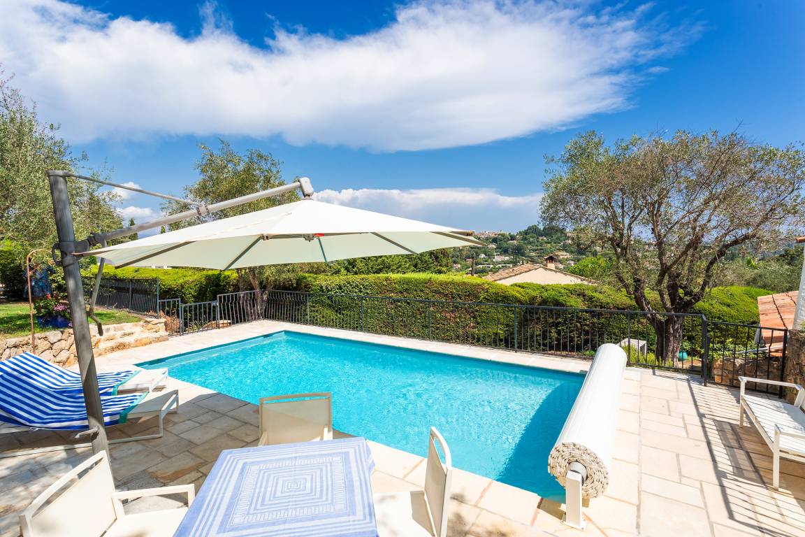 150 M² Villa ∙ 4 Chambres ∙ 8 Personnes - Mougins