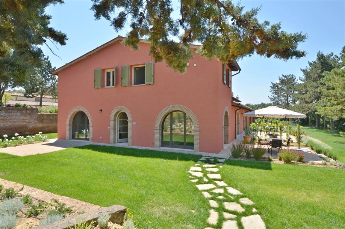 142 M² Chalet ∙ 2 Bedrooms ∙ 4 Guests - Pienza