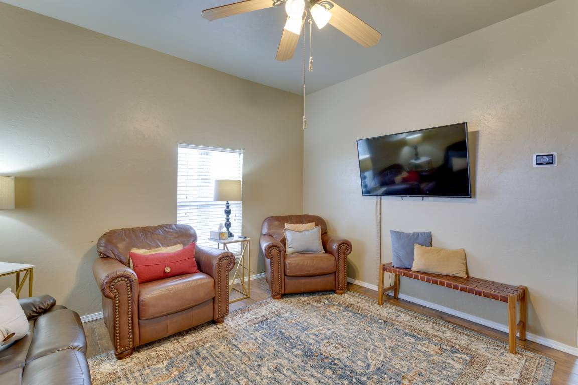 106 M² Apartment ∙ 3 Bedrooms ∙ 7 Guests - Guthrie Lake, OK