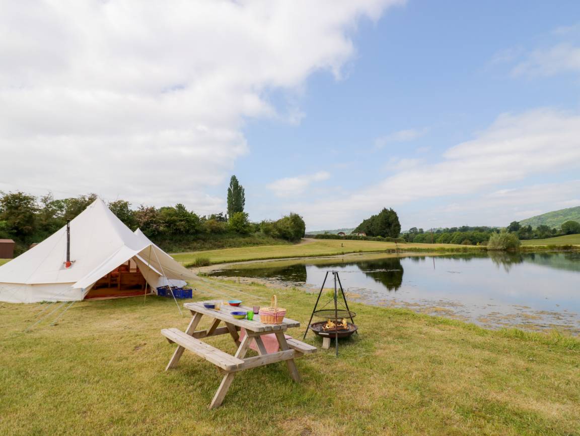 Cottage ∙ 1 Bedroom ∙ 4 Guests - Worcester, UK