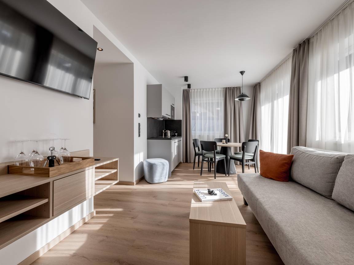 56 M² Ferienwohnung ∙ 2 Schlafzimmer ∙ 6 Gäste - Oetz