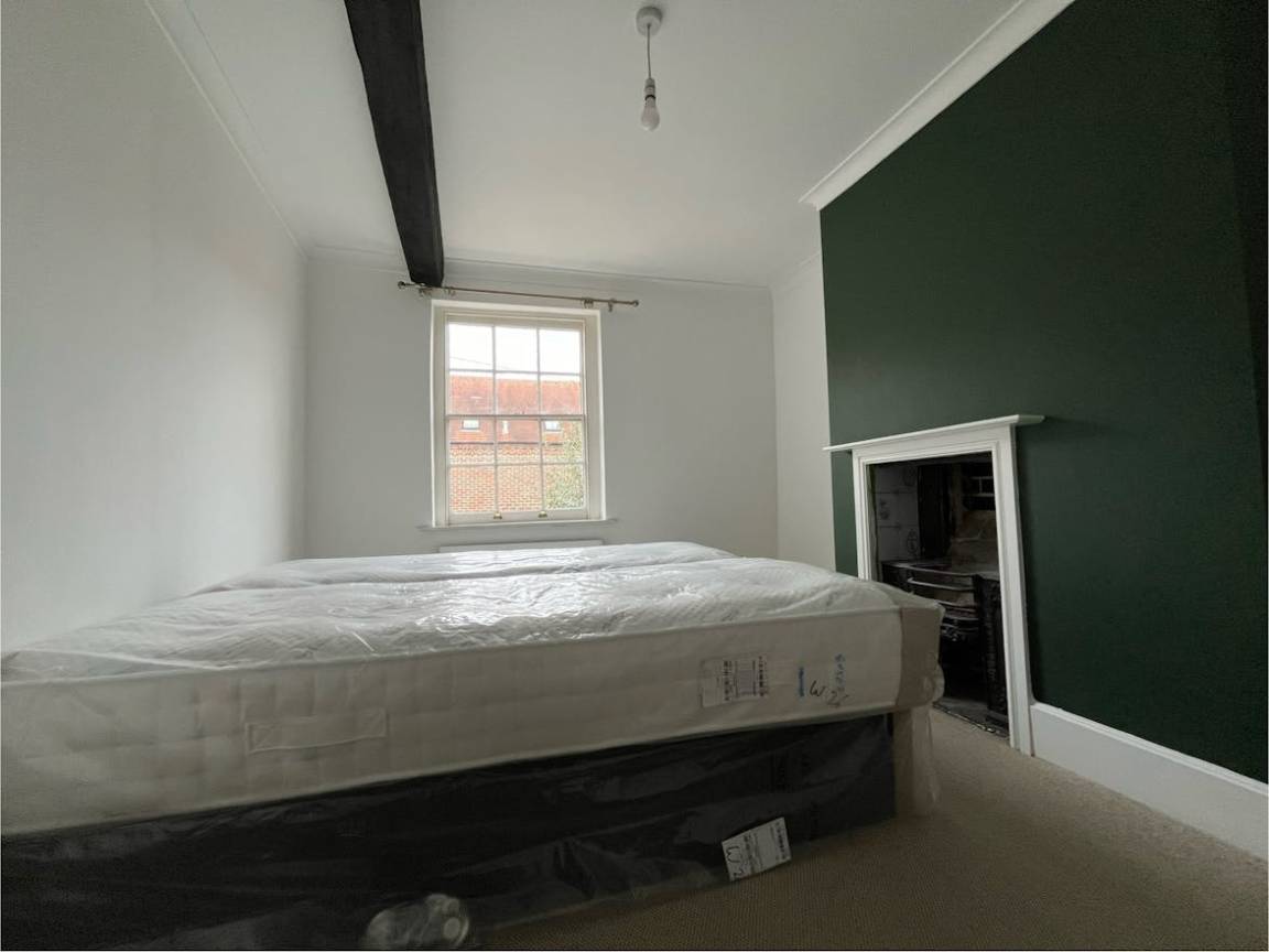 97 M² House ∙ 3 Bedrooms ∙ 6 Guests - Marlborough