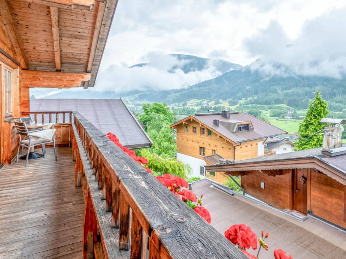 196 M² Ferienhaus ∙ 6 Schlafzimmer ∙ 12 Gäste - Scheffau am Wilden Kaiser