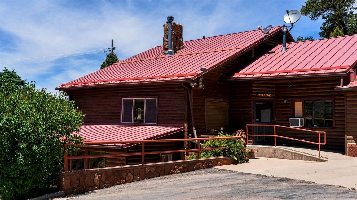 House ∙ 1 Bedroom ∙ 16 Guests - Cedar City, UT