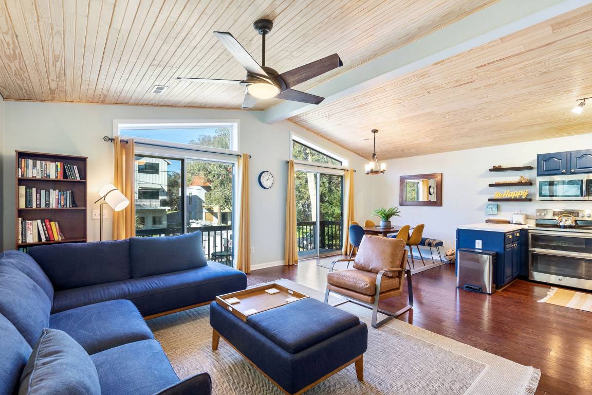 House ∙ 2 Bedrooms ∙ 4 Guests - Folly Beach, SC