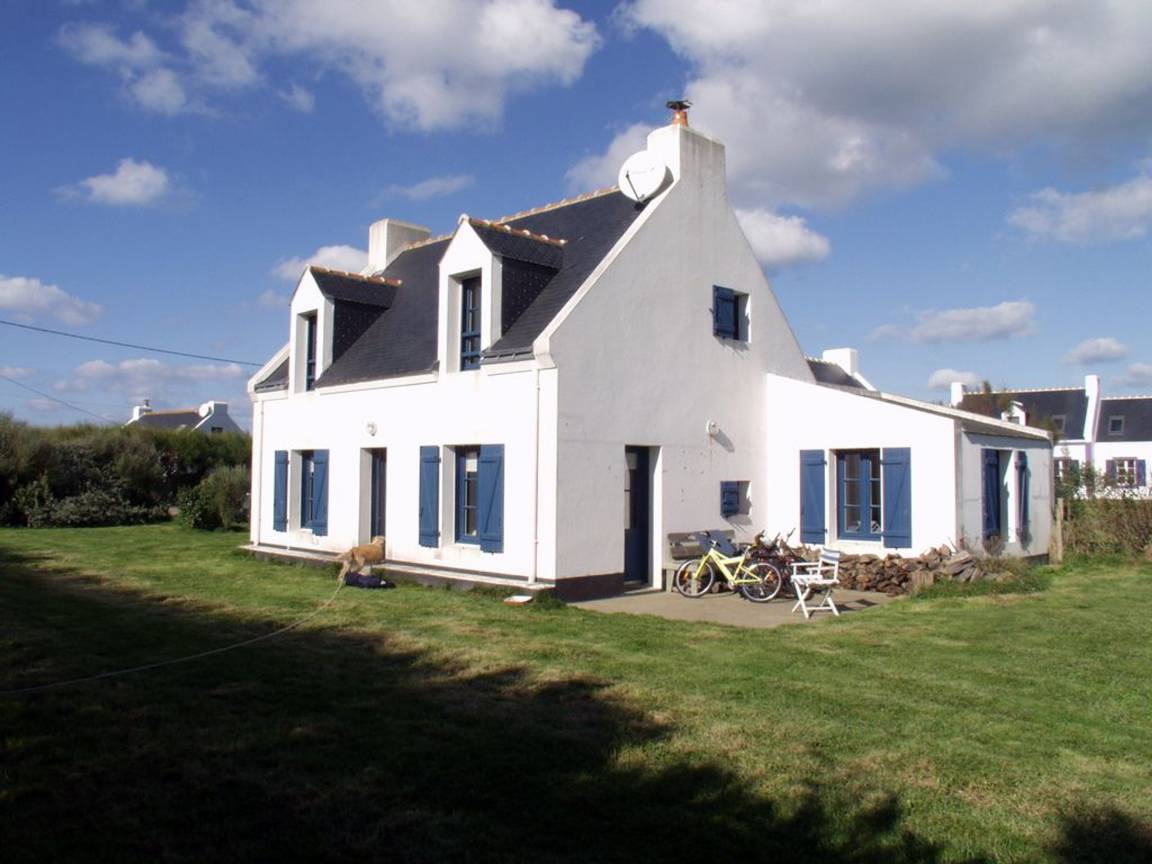90 M² Maison De Vacances ∙ 4 Chambres ∙ 7 Personnes - Sauzon