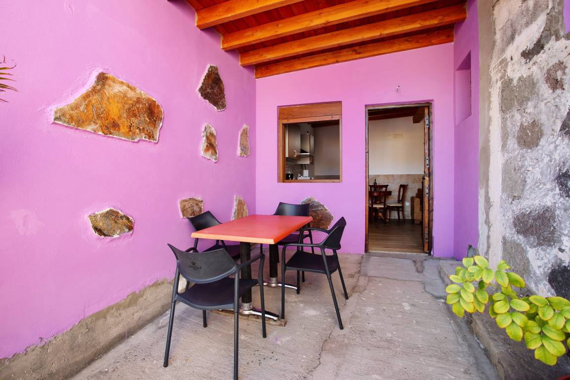 60 M² House ∙ 2 Bedrooms ∙ 8 Guests - Gran Canaria