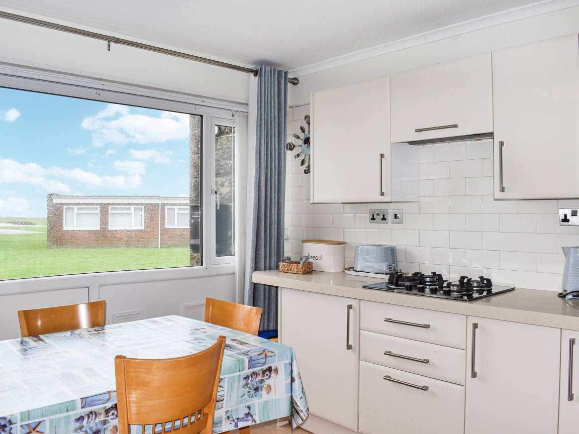 Cottage ∙ 2 Bedrooms ∙ 4 Guests - Lymington