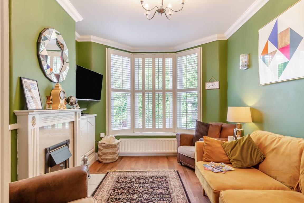 Cottage ∙ 3 Bedrooms ∙ 6 Guests - Weston
