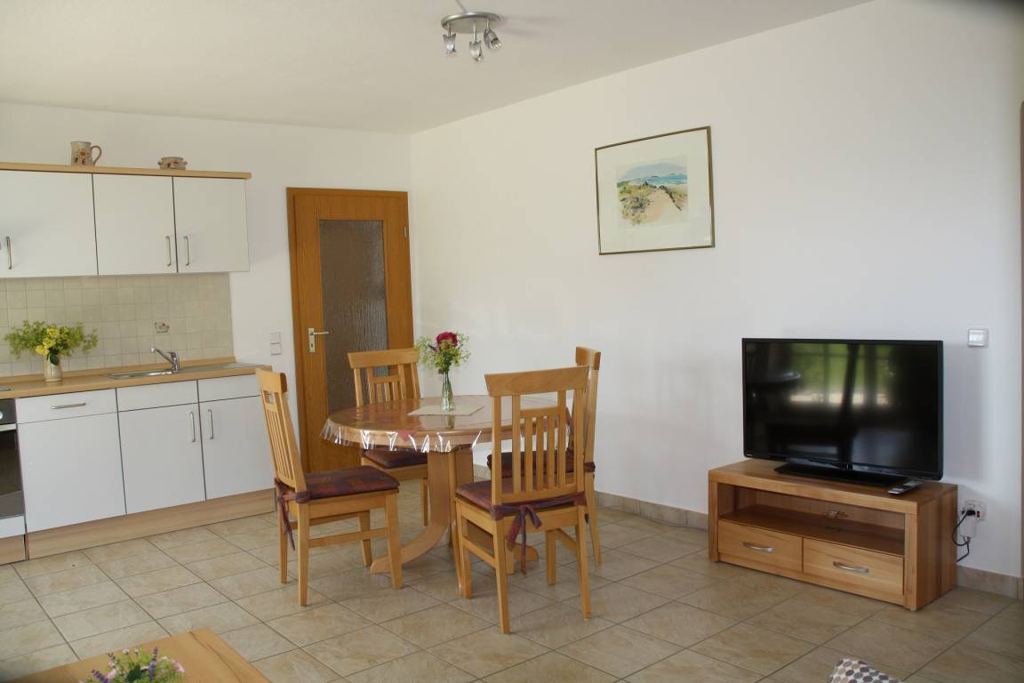 65 M² Ferienwohnung ∙ 2 Schlafzimmer ∙ 4 Gäste - Treuchtlingen