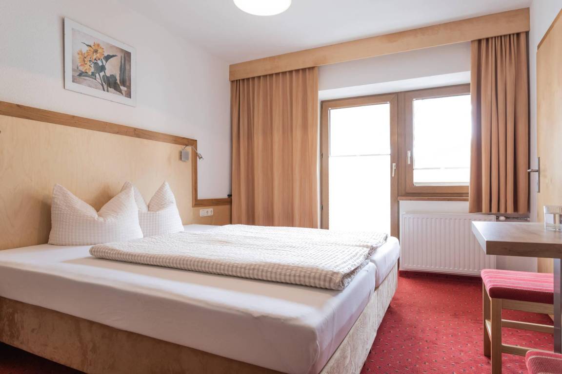 17 M² Hôtel ∙ 1 Chambre ∙ 2 Personnes - Sölden