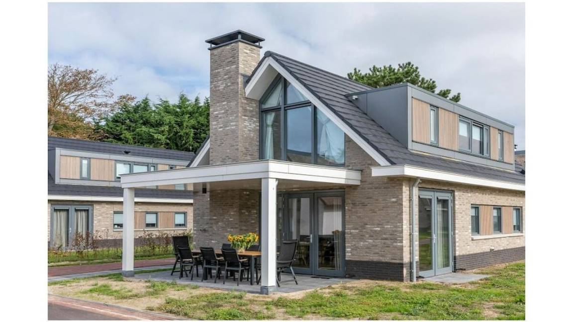 170 M² Apartment ∙ 4 Bedrooms ∙ 8 Guests - Noordwijk aan Zee
