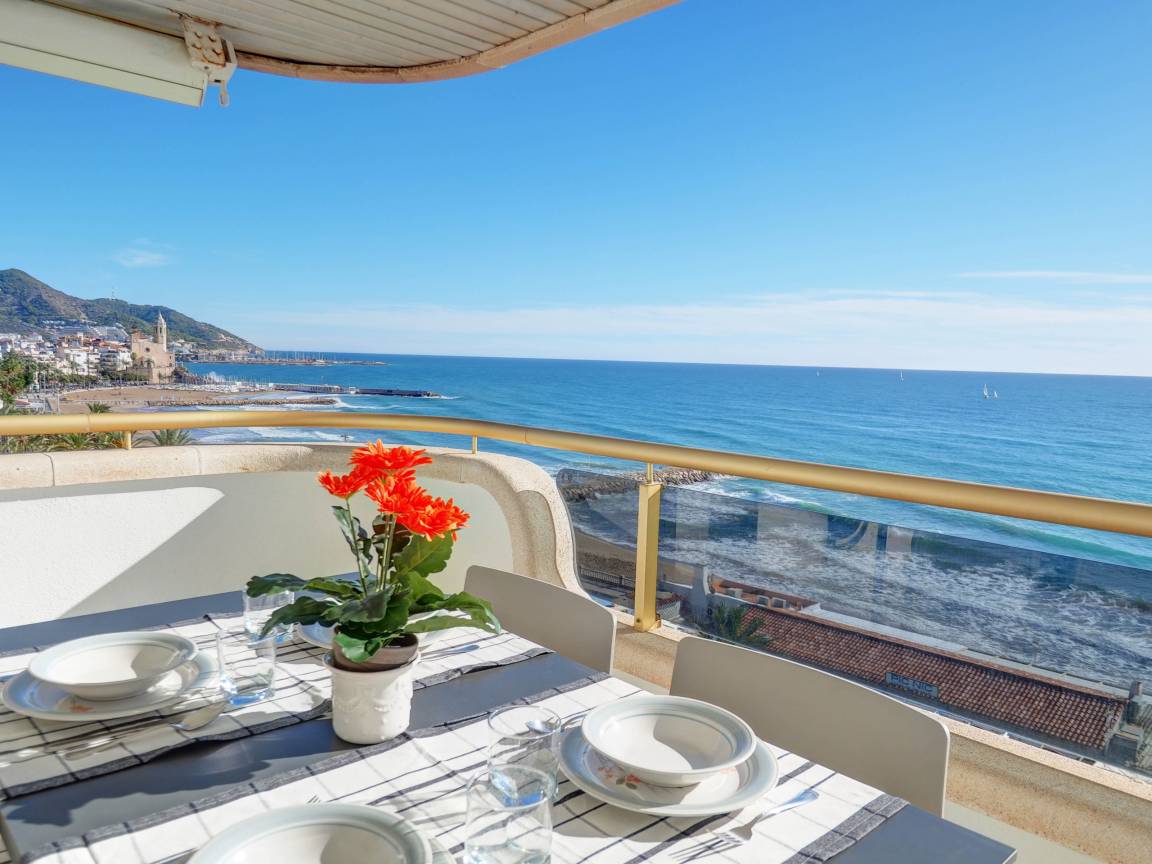 67 M² Apartamento ∙ 1 Habitación ∙ 4 Huéspedes - Sitges