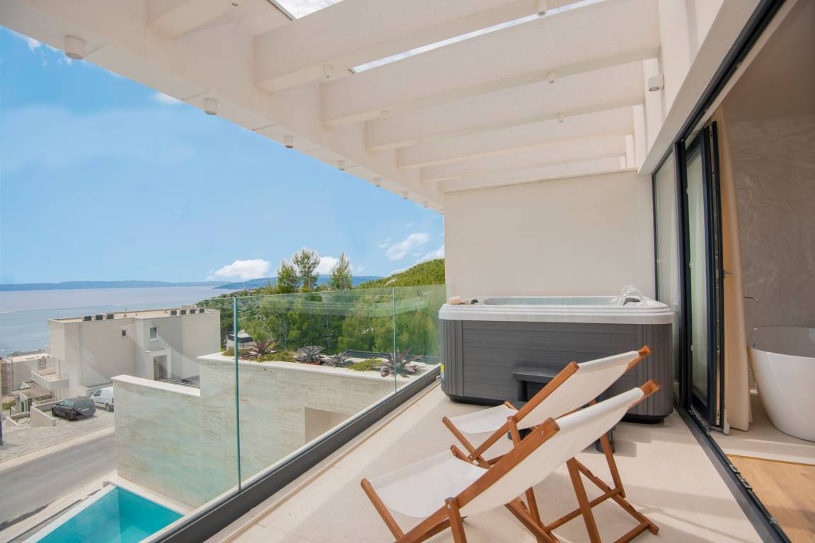 150 M² Villa ∙ 3 Schlafzimmer ∙ 7 Gäste - Makarska