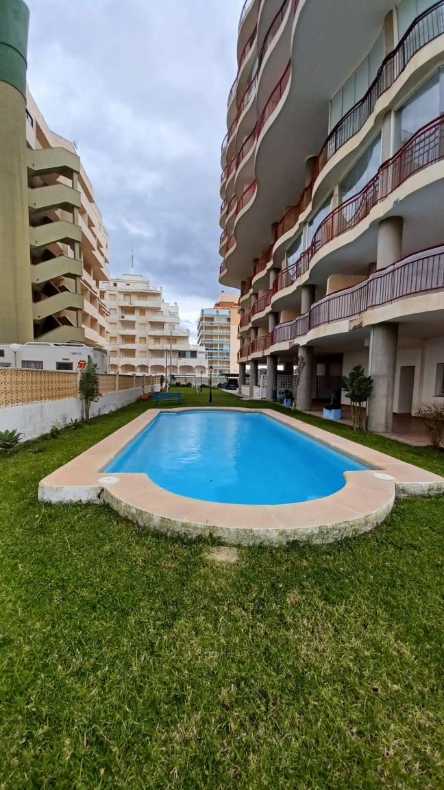 80 M² Apartamento ∙ 3 Habitaciones ∙ 8 Huéspedes - Benicarló